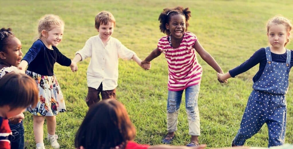 15 Easy & Fun Hand Clapping Games for the Playground